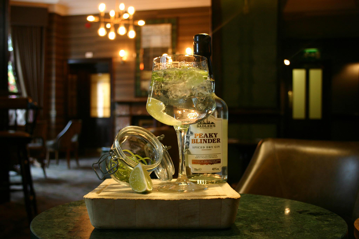 Restaurant in Rochdale - Afternoon Tea - Lunches | The Royal Toby